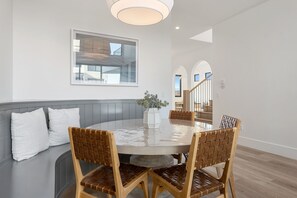 Casa, 5 quartos | Restaurantes