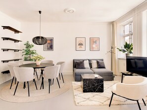 Apartamento, 1 quarto, vista para a cidade | Sala de estar