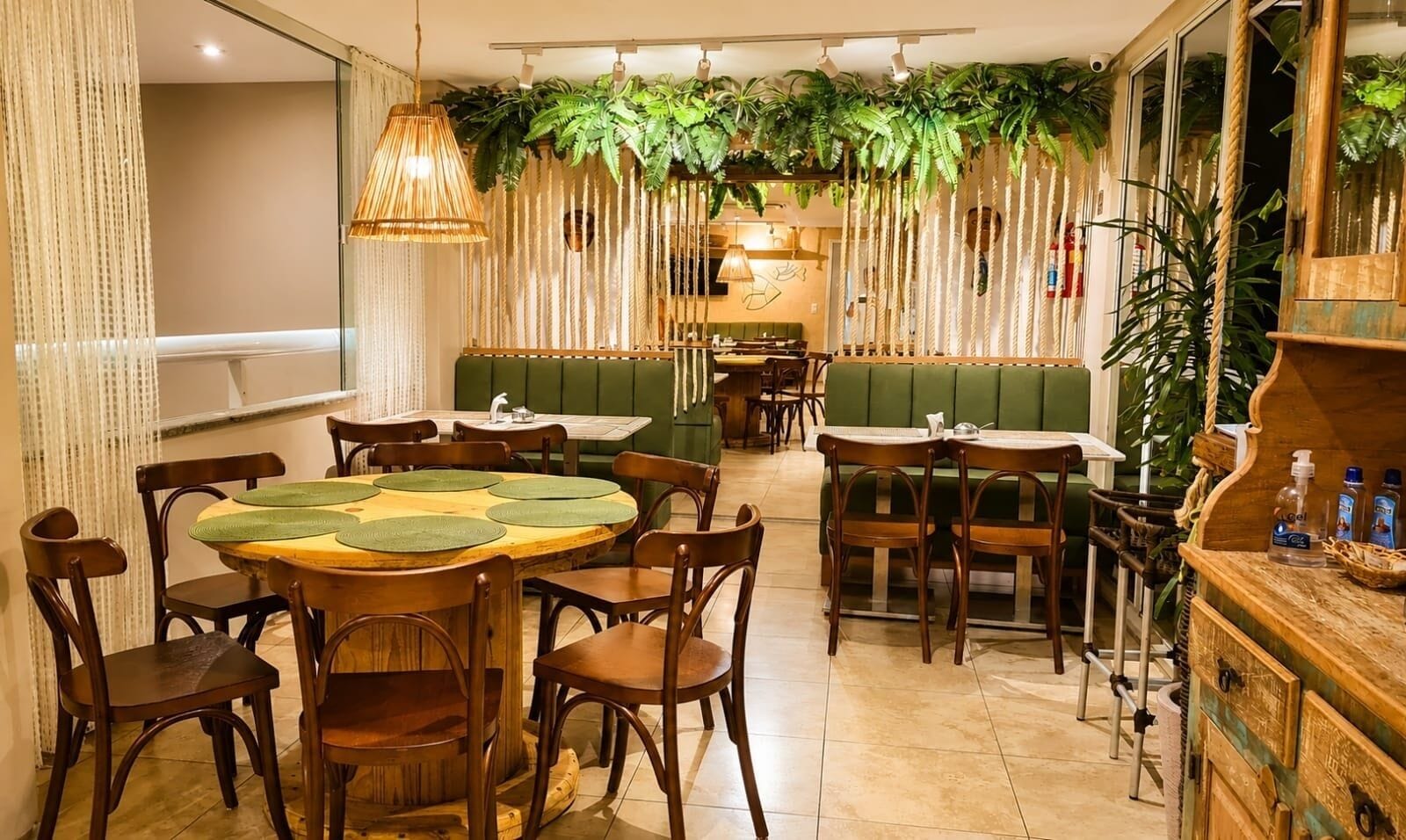 Pequeno-almoço tipo buffet diário incluído 