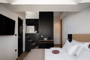 Quarto de Luxo, vários quartos, vista para o mar, em frente ao mar | Roupa hipoalergénica, secretária, ferro/tábua de engomar, Wi-fi grátis 