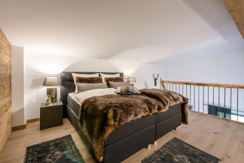 Traumhafte Ferienwohnung "Hochgern" Auf Pferdegut Fasanenhöhe - Traunreut