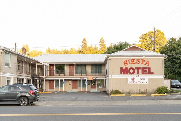 Siesta Motel - Pullman, WA