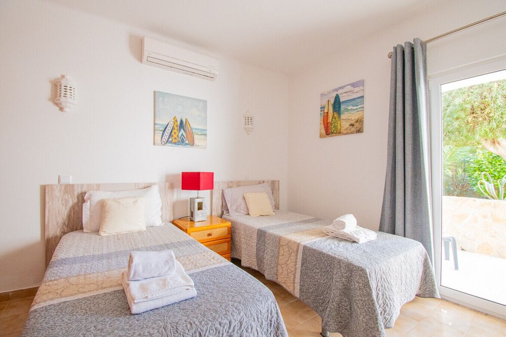 99 Adm Casa Mendes Fabulous Townhouse With Shared Pool - Lagoa