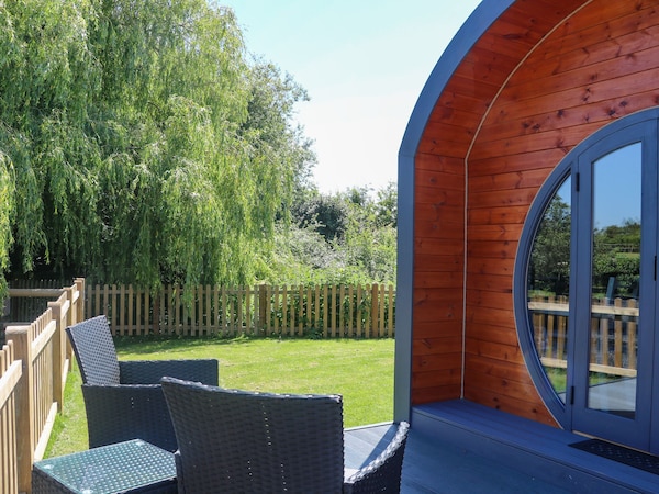 Willow Pod - West Sussex