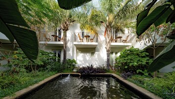 Quarto casal superior, vista para o jardim | Vista do quarto