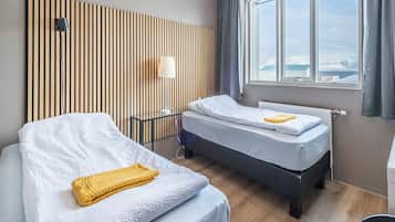 1 quarto, Wi-Fi de cortesia, roupa de cama