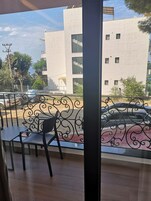 Quarto triplo econômico | Sacada