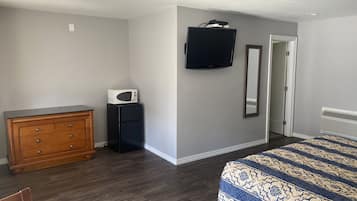 Quarto luxo, 1 cama King, para não fumantes | Escrivaninha, Wi-Fi de cortesia, roupa de cama
