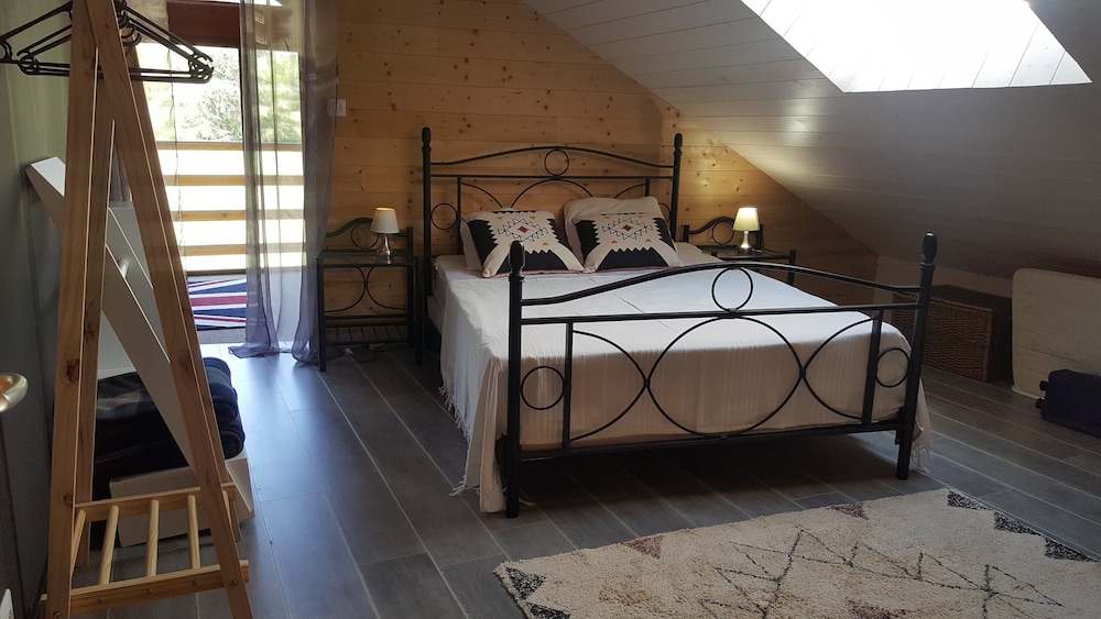 Chalet Au Calme / Ville Thermale Et Parc Le Pal - Bourbon-Lancy