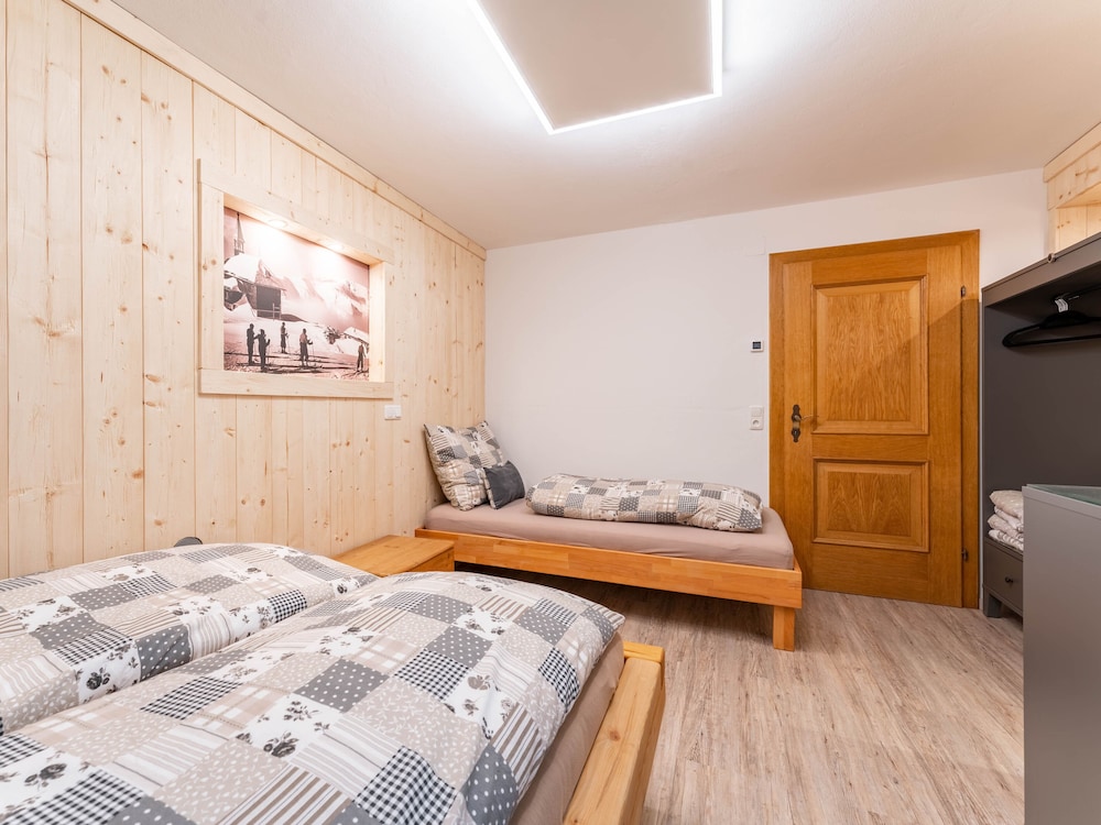 Completely And Attractively Furnished Flat - Kaprun
