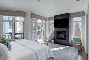 Apartamento em Condomínio Fechado, 4 quartos | 4 quartos, ferro/tábua de engomar, berços/camas para crianças 