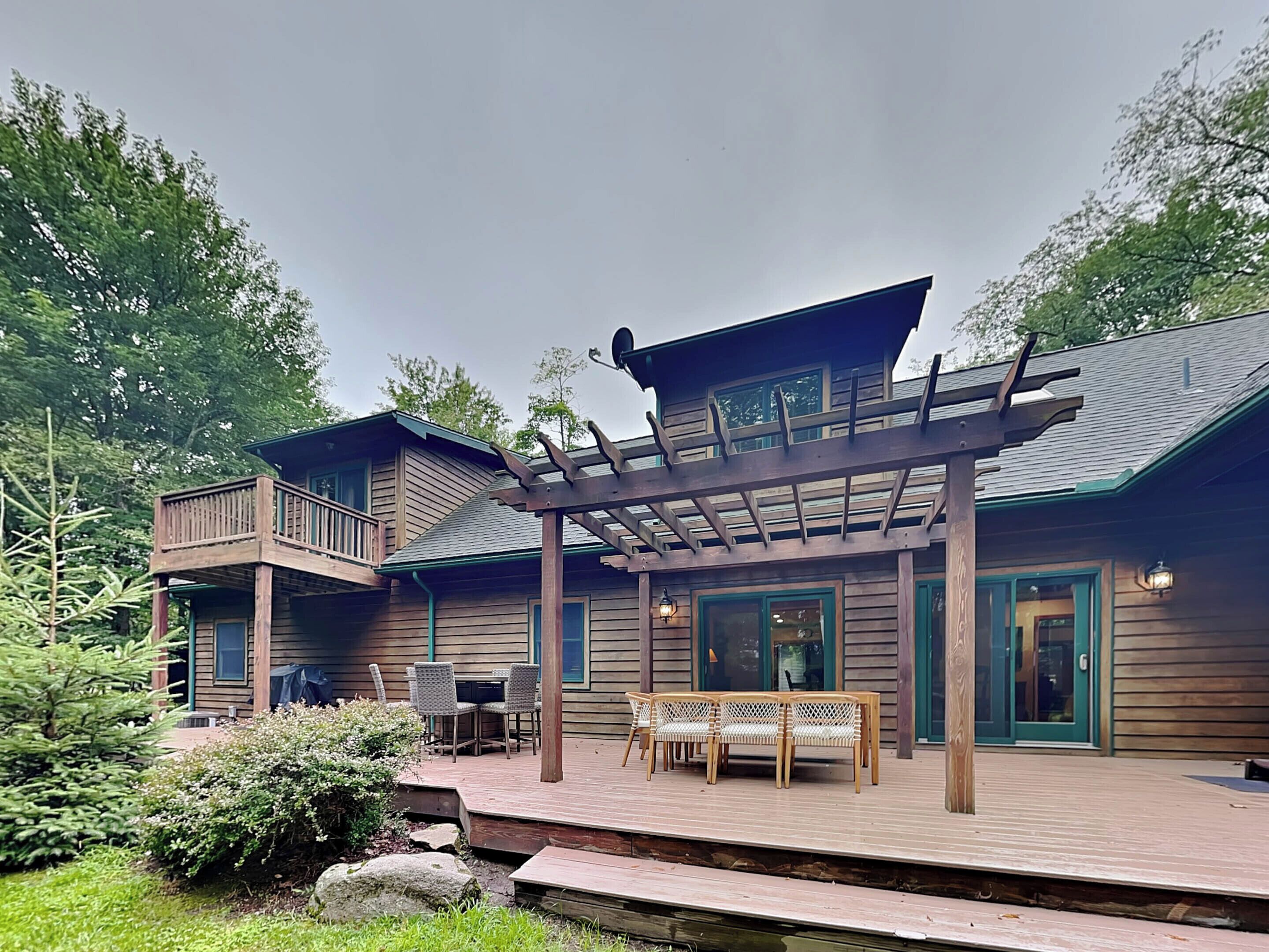 Casa (4 Bedrooms) | Refeições ao ar livre