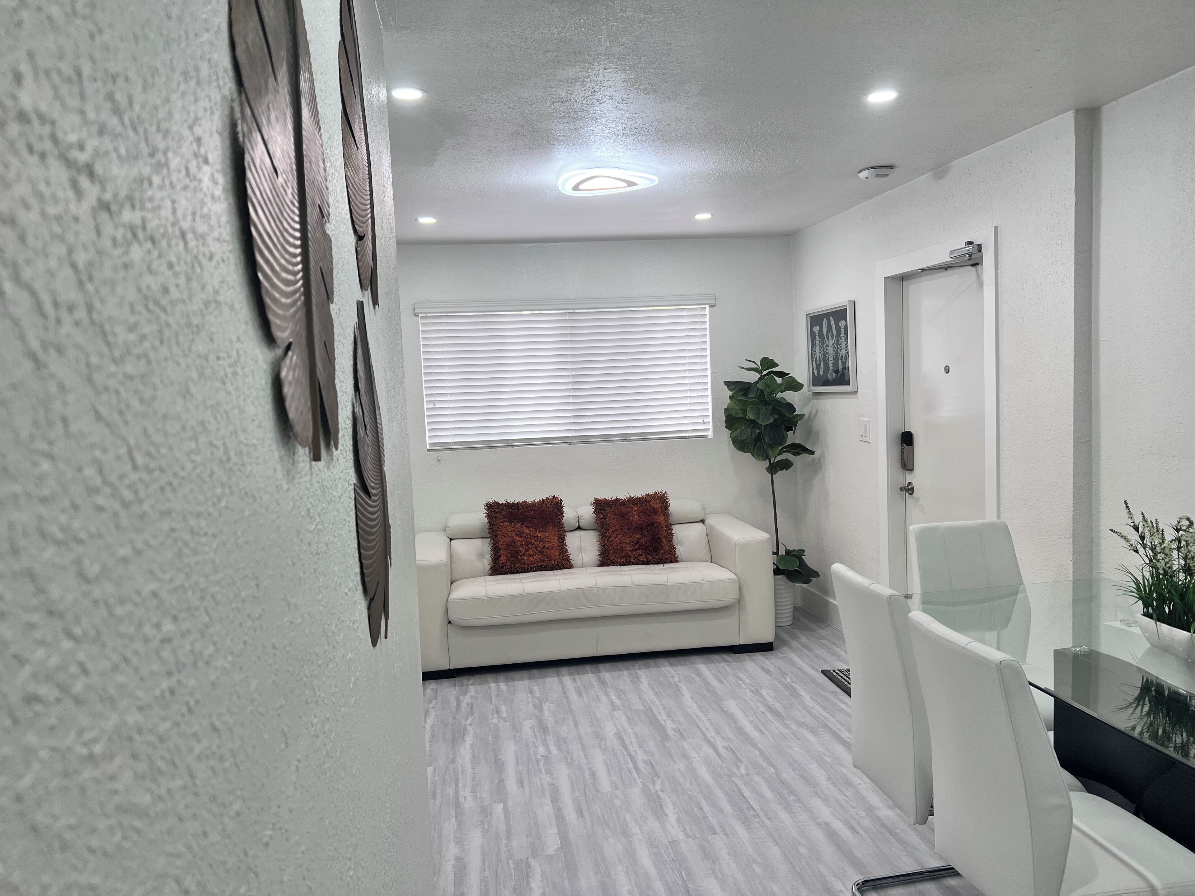 Apartamento, 2 quartos, terraço, Vista para a cidade | Sala de estar
