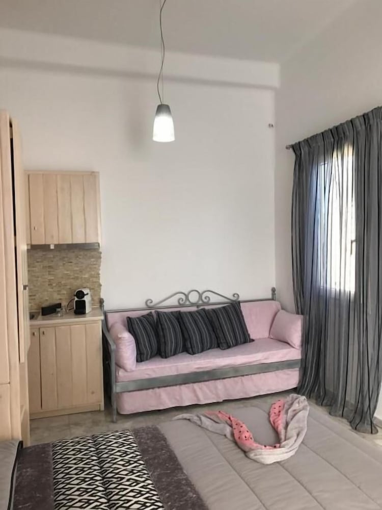 Starlight Luxury Studios - Mykonos Region