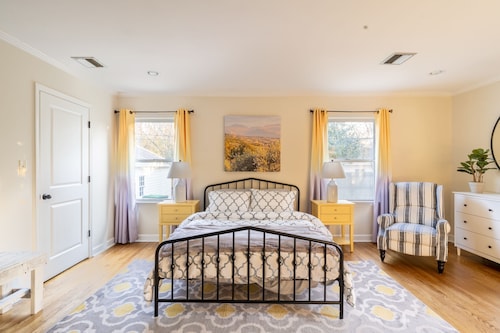 Family-friendly Retreat: Close To Everything - Memphis, TN