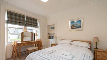 Casa, várias camas | 2 quartos, ferro/tábua de engomar, Wi-fi grátis