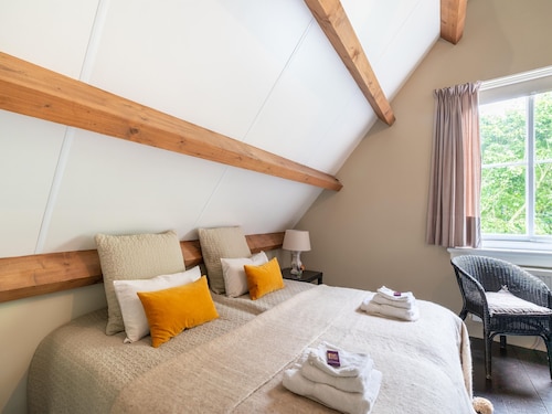 80 M² Appartement ∙ 2 Slaapkamers ∙ 4 Gasten - Culemborg