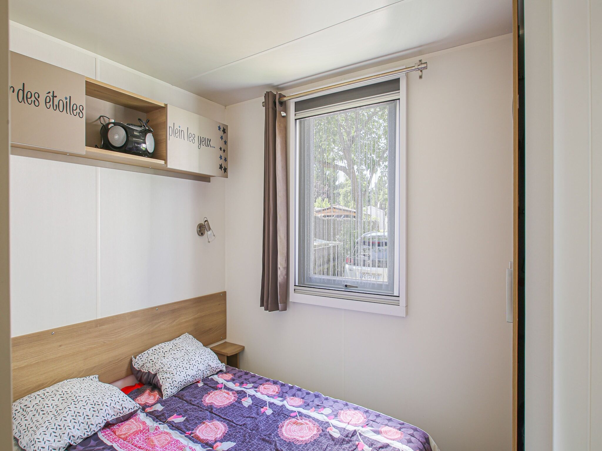 Mobile Home In Saint-jean Near Beach & Pool - Saint-Jean-de-Monts