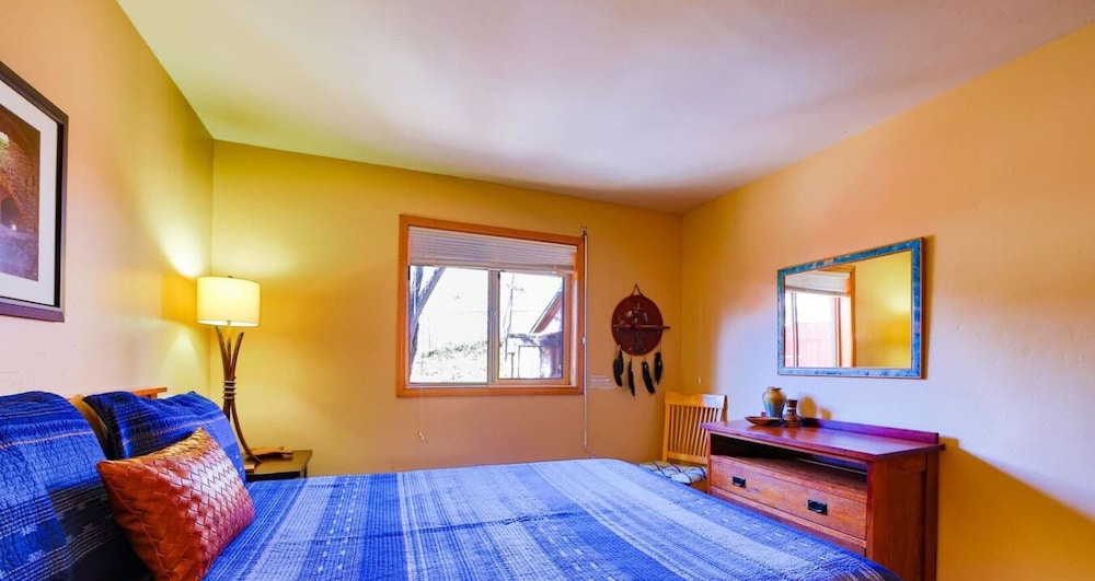 *Downtown Prescott *Bbq Grill *Private Yard *Pets - Prescott, AZ