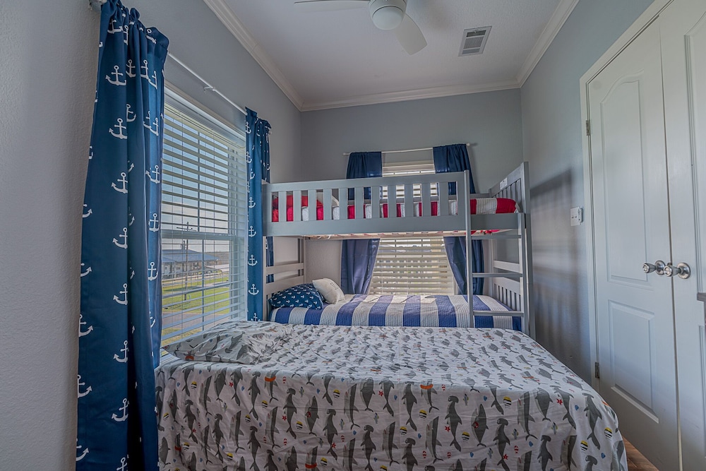 ☀️ Relaxing Beach Getaway ☀️ Crystal Beach 🔥Hot Tub 🏖️ - Crystal Beach, TX