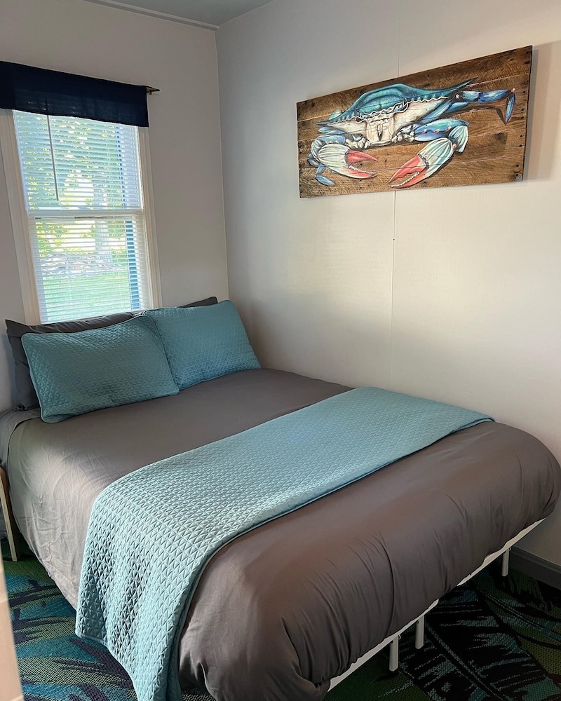 Quaint Cabin #8 - Pymatuning Lake - Lake Erie, PA
