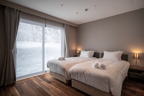 Chalé, 5 quartos, não fumadores (Jade Rabbit) | 5 quartos, cofre no quarto, cortinas/cortinados opacos