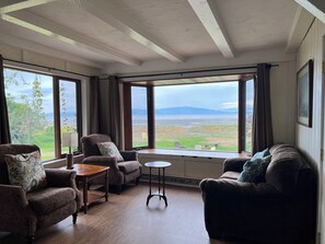 Casa | Sala de estar | Televisor LCD de 32 polegadas com canais por cabo, televisor 