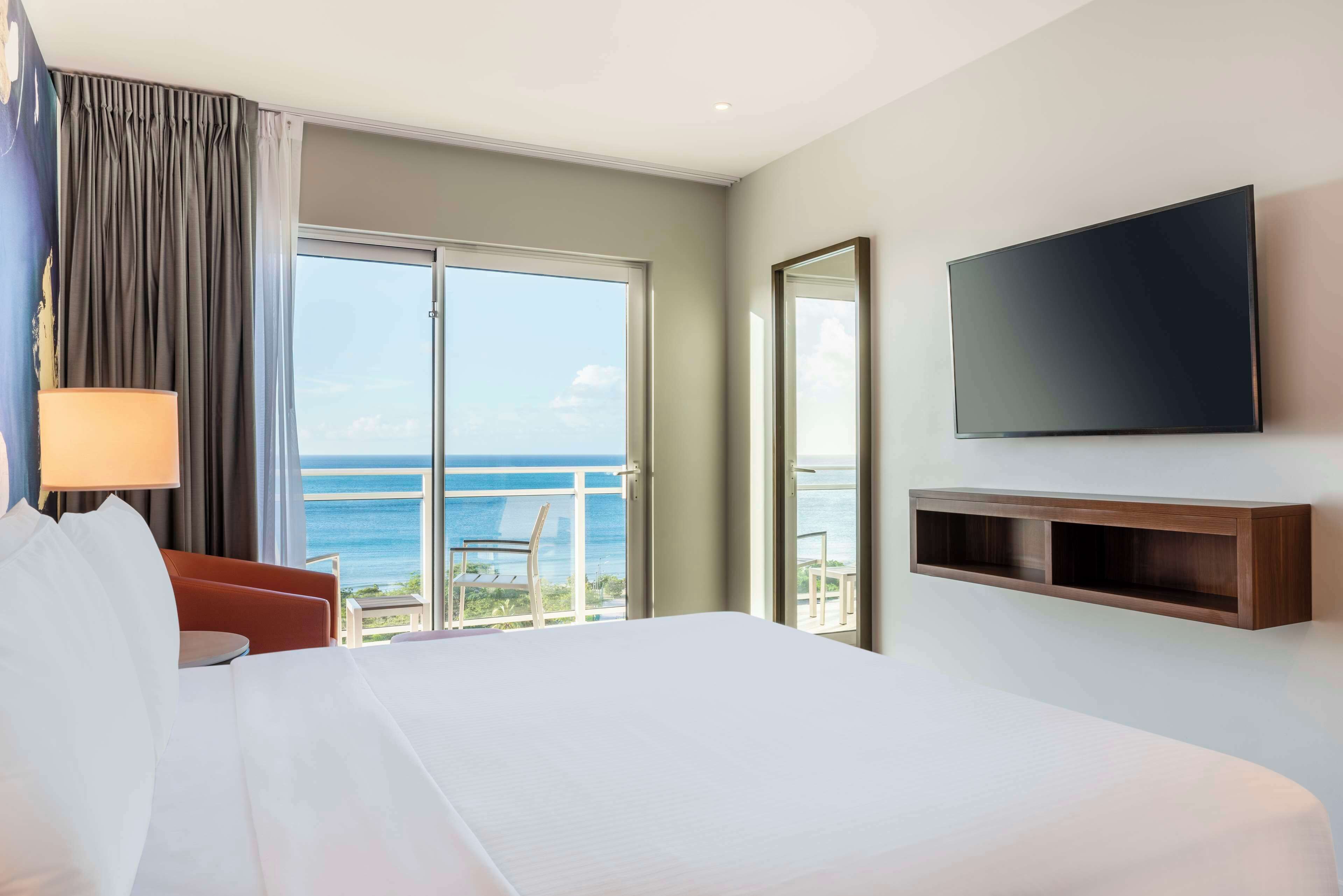 Embassy Suites by Hilton Aruba Resort Reviews, Deals & Photos 2024 ...