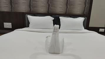 Quarto standard | Roupas de cama de algodão egípcio, roupas de cama premium, escrivaninha