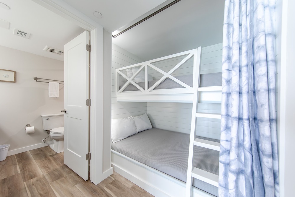 2br 2ba. Long Beach Resort! 8th Floor Tower 4. - Floride