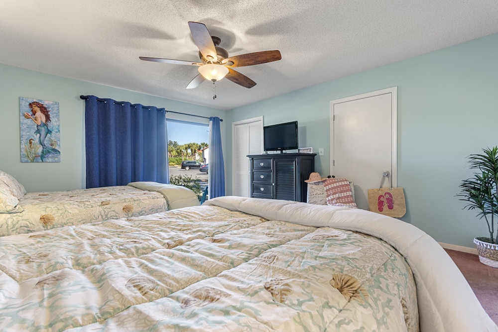 Lovely Ground Level Villa On Golf Course Just Steps From The Gulf - パナマ・シティ・ビーチ, FL