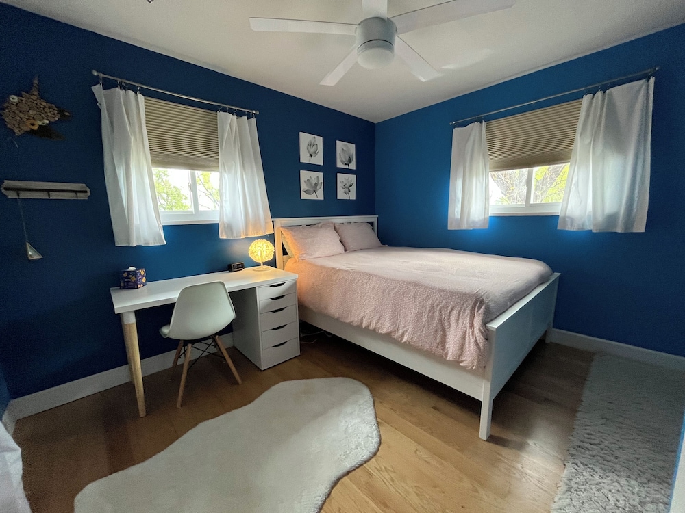 Spacious And Comfy Optimal Location W Hot Tub & Home Theater - Boulder, CO