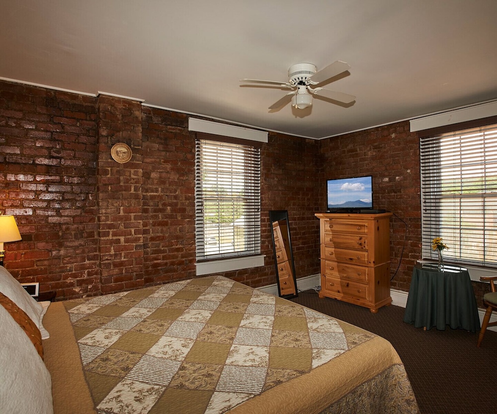 Sunset Stroll 1br/1ba Apartment On Sunset And Main St. By Blowing Rock - Blowing Rock, NC