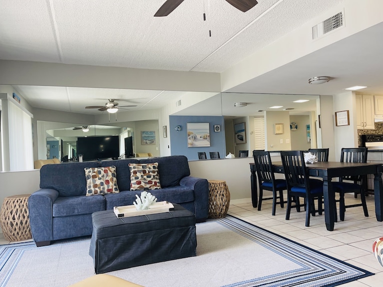 Beachside 2-bedroom Condo Steps To The Beach - Daytona 500 NASCAR