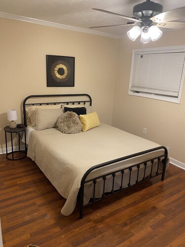 Ridgefields Townhome #1 - 5mins From Downtown & Golf Course - Fort Patrick Henry Lake, TN