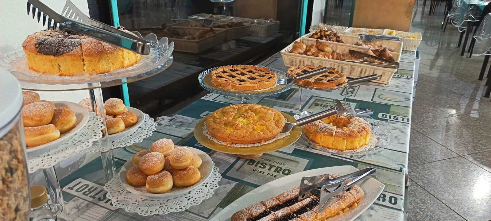 Café da manhã continental grátis todos os dias