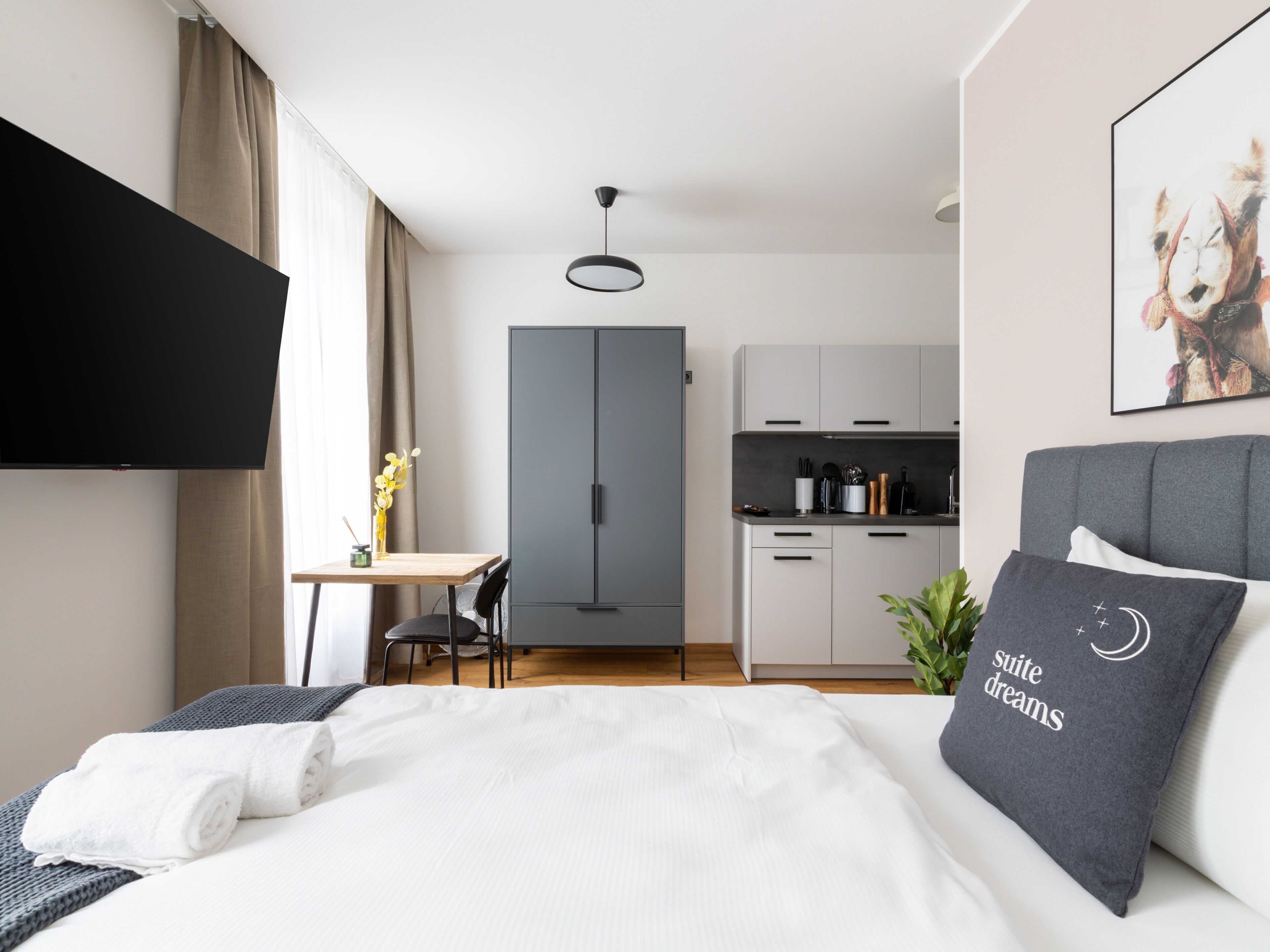 1 quarto, secretária, Wi-fi grátis, roupa de cama fornecida 