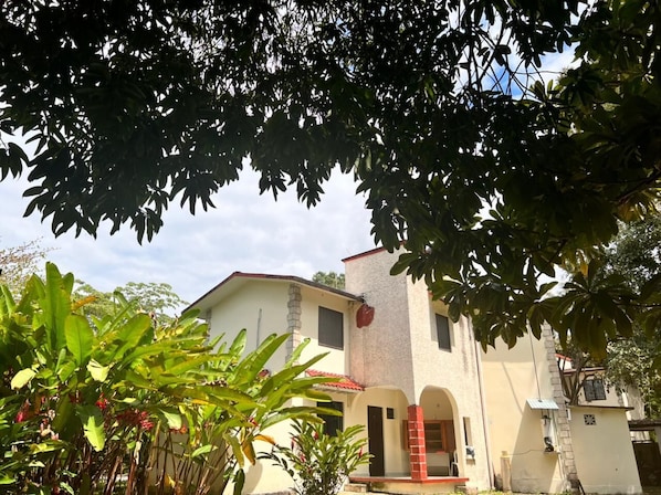 Fachada da propriedade