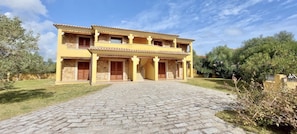 Fachada da propriedade