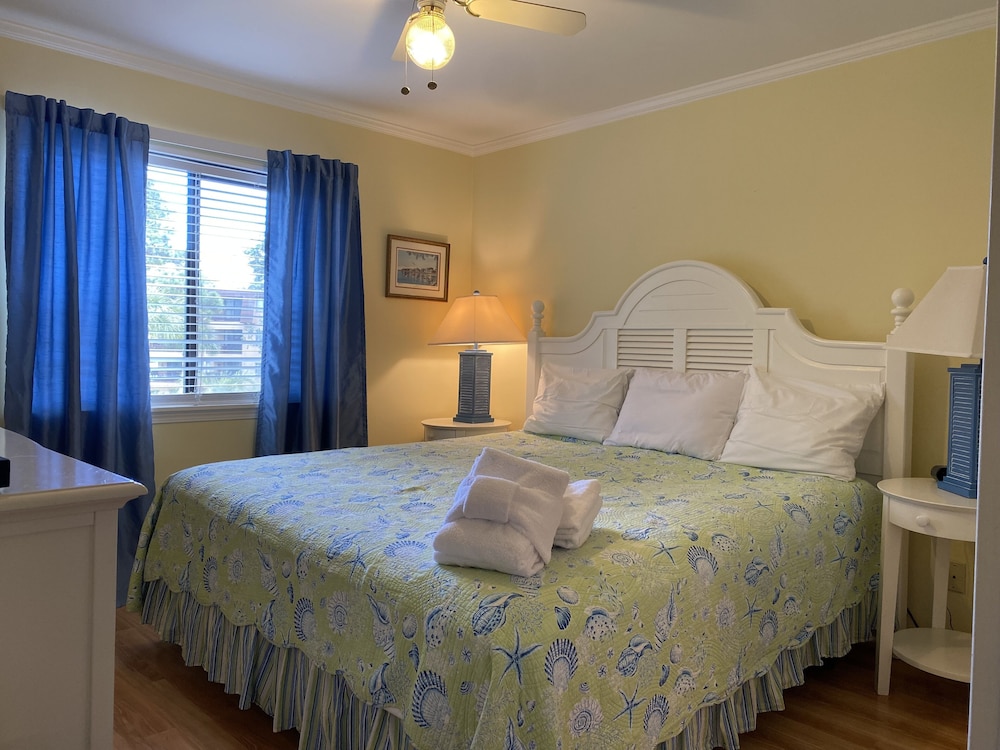Resort View - Tennis Villas G16 Is Brought To You By Osrp - Hilton Head Island, SC