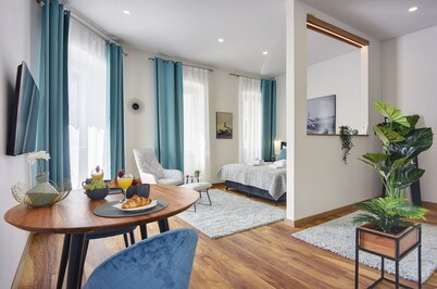 D&A Central Luxury Apartments