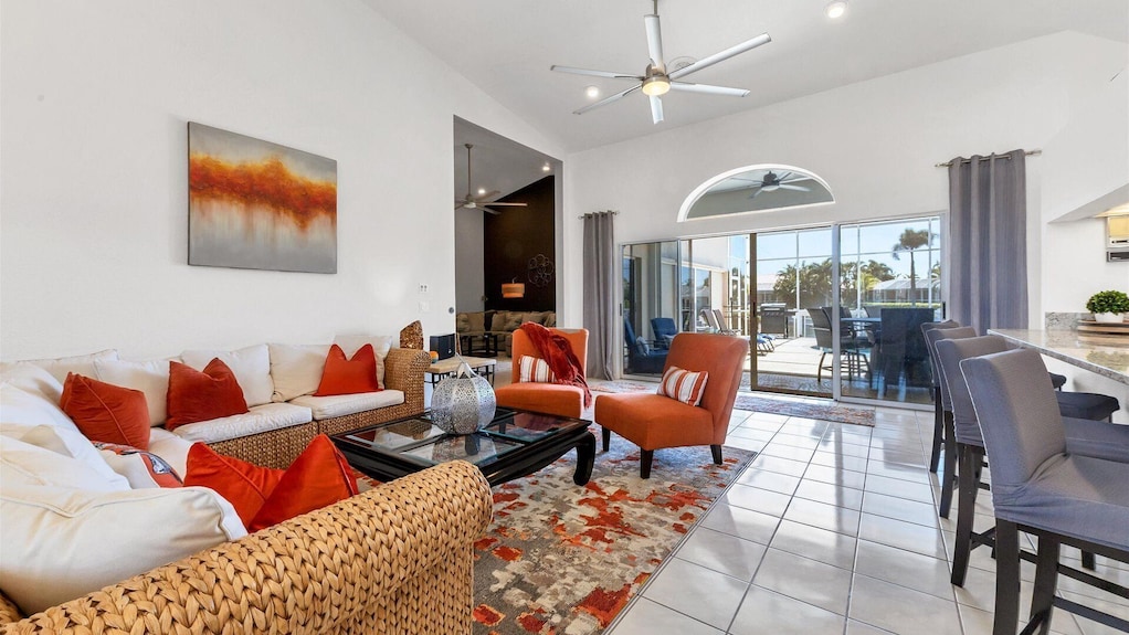 New Listing! Charlotte Harbor Area Resort, 120mi To Disney & 134mi To Universal - Grh506792 - Port Charlotte, FL