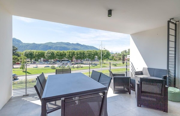 Furnished Apartment With Terrace Close To The Lake & Many Local Activities - Savoie