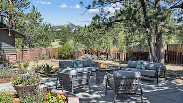 Casa, 6 quartos | Terraço/pátio interior