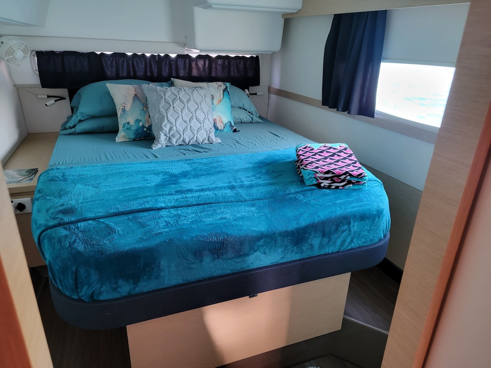 44-foot Luxury Catamaran "Seatitudes" At Grande Anse Beach In Grenada. - Grenada