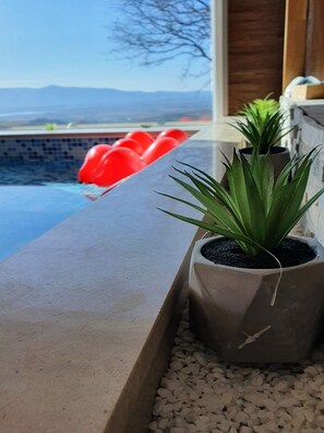 Vila (Triplex One Bedroom villa with swimmi) | Banheira de hidromassagem particular