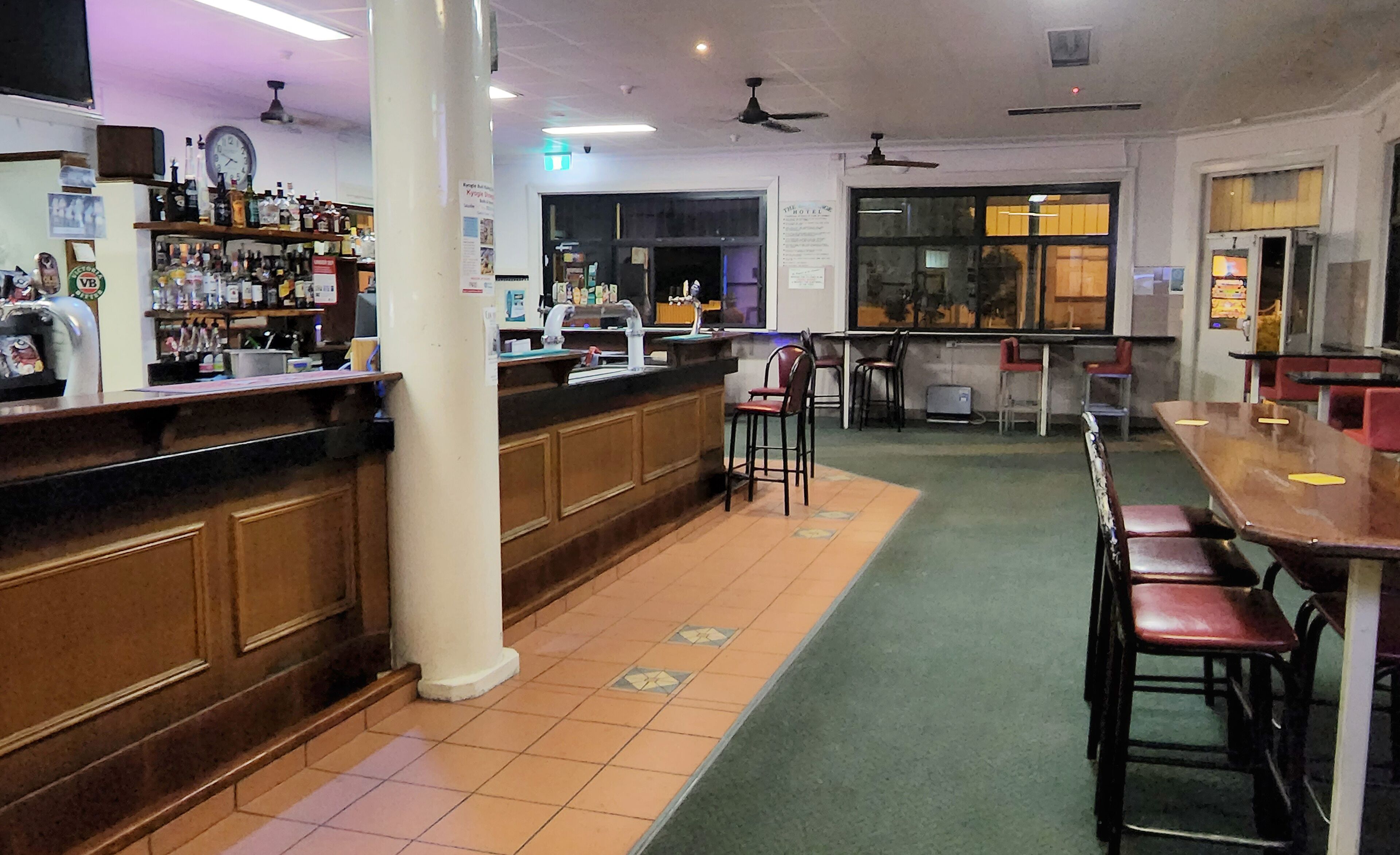 Bar (no alojamento)