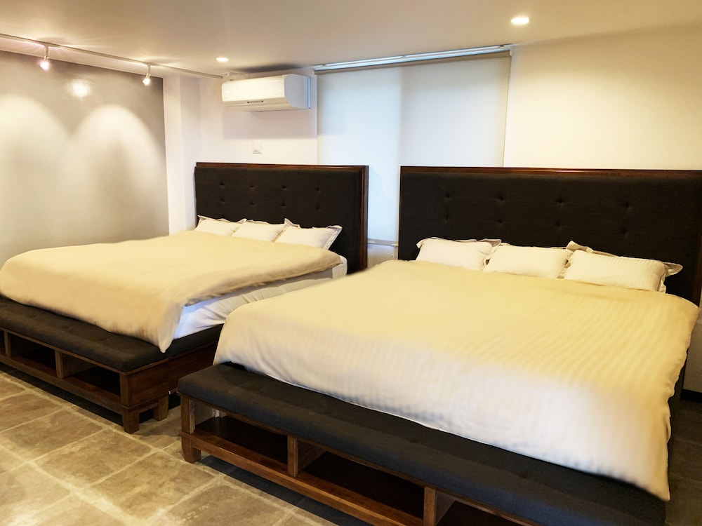 Marinx Poolvilla Nakandakari - Nanjo