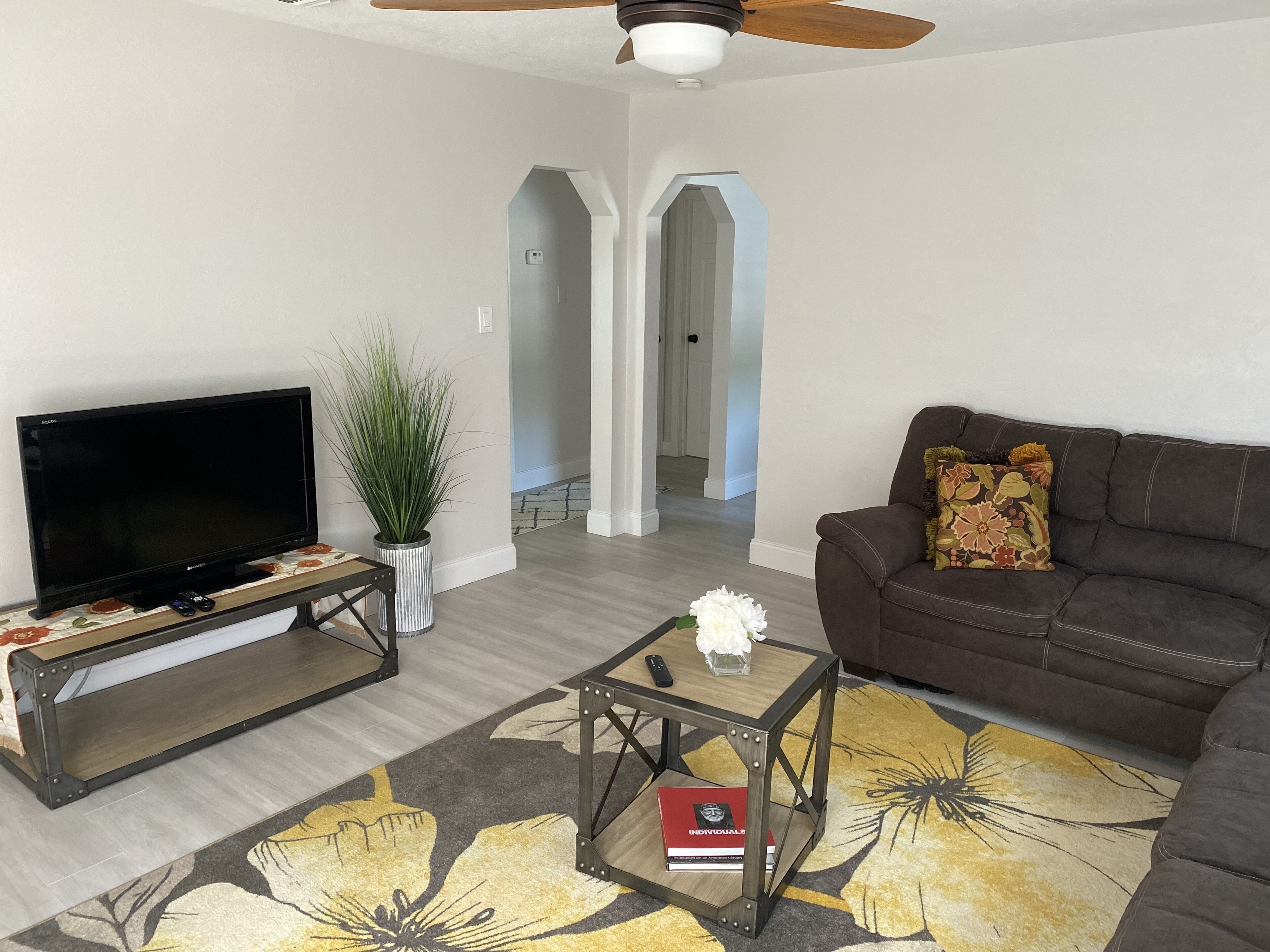 Cozy Ybor Heights Equals 1950s Remodeled Within Minutes To The Best Of Tampa Bay - Tampa