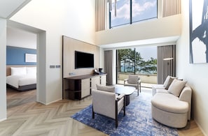 Club Duplex Suite Ocean View (Club access for 4) | Vista do quarto